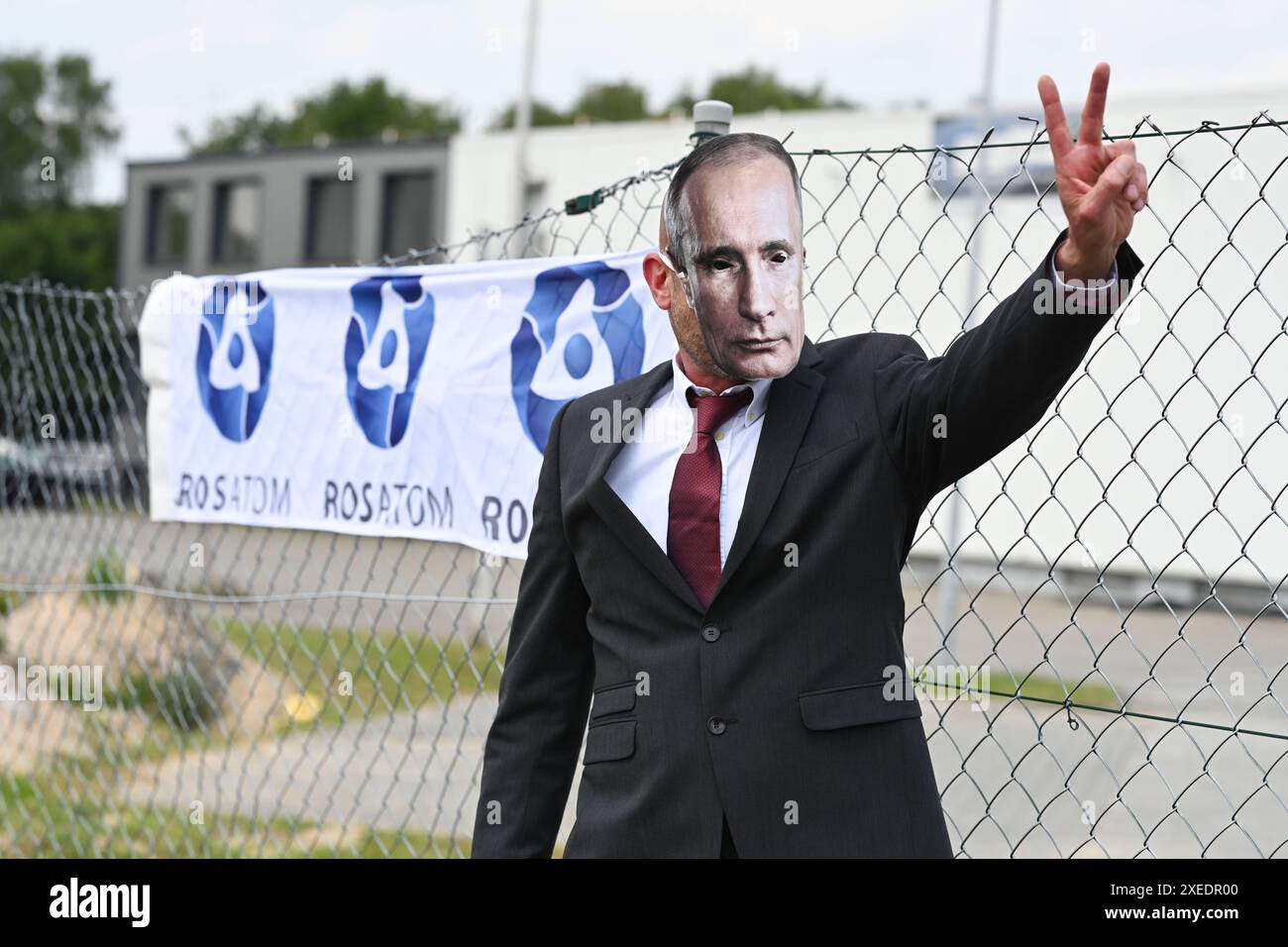 Entarnt: Putins geheime Atom-Maschinen Die Anti-Atom-Organisation ...