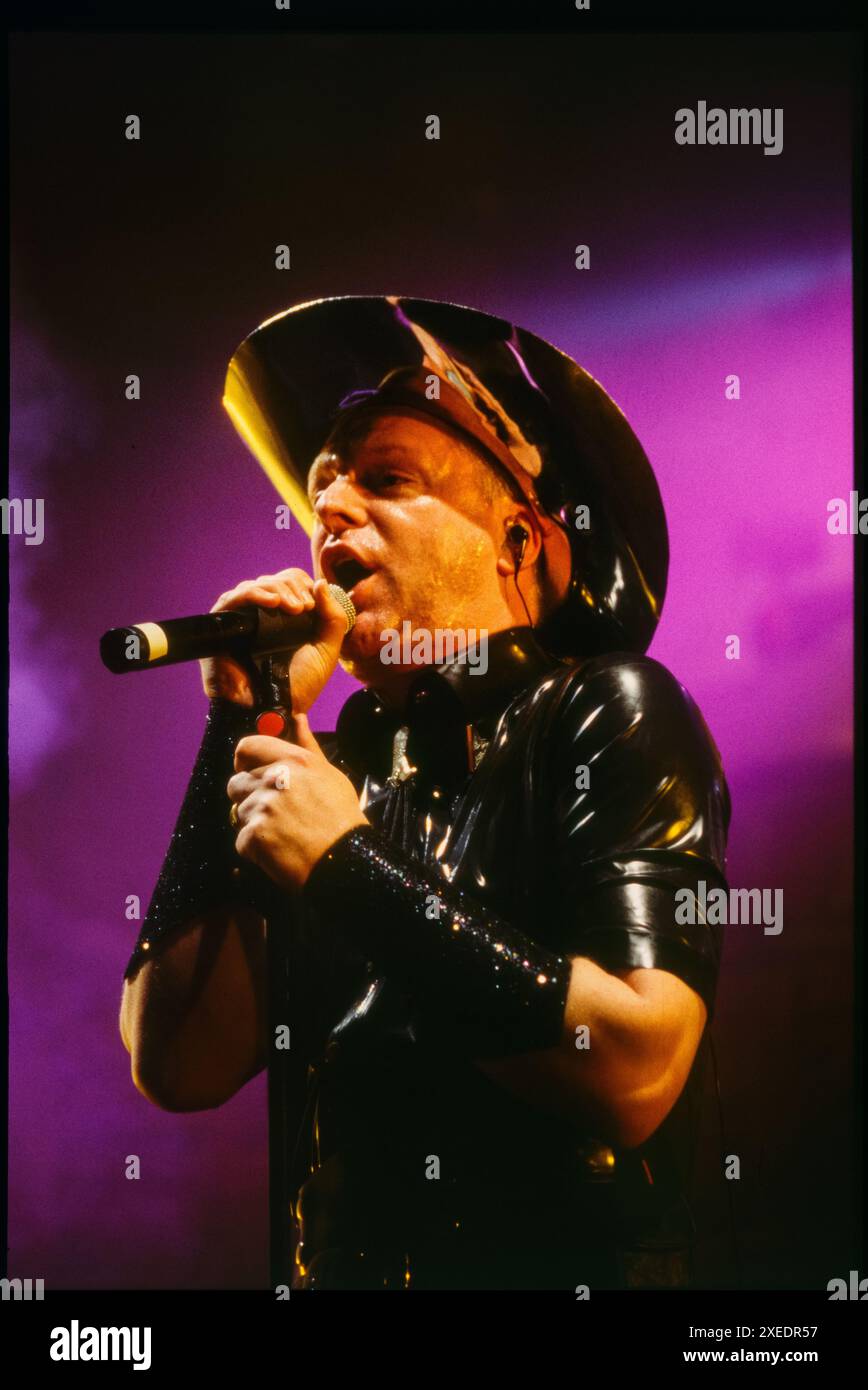 ANDY BELL, ERASURE, 1997: Andy Bell of Erasure live at Cardiff ...