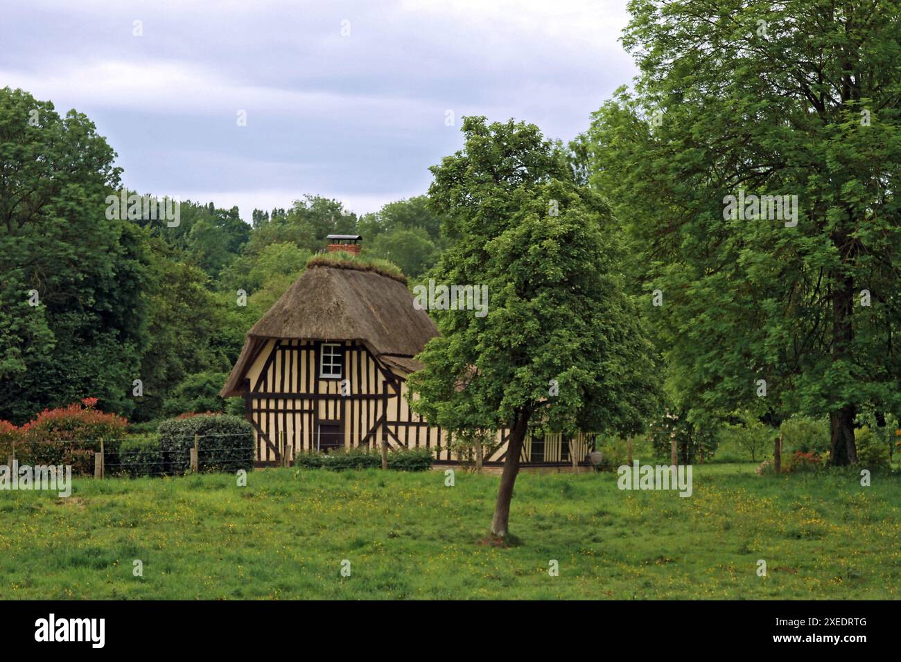 Normandy timbered roof hi-res stock photography and images - Alamy
