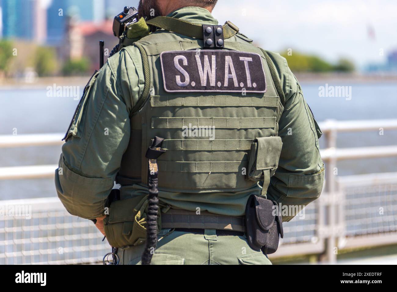 Soldier standing watch hi-res stock photography and images - Alamy