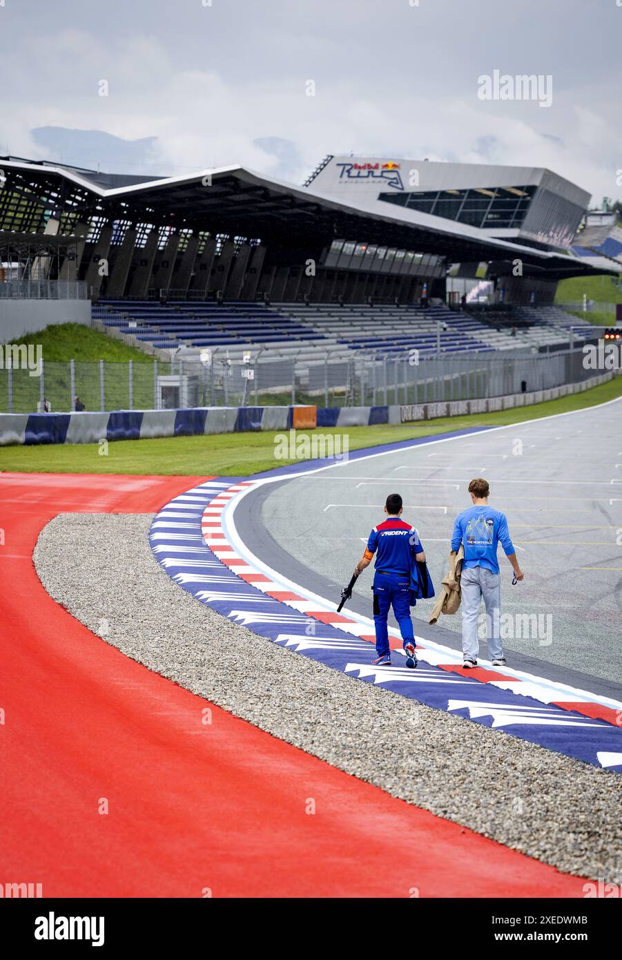 SPIELBERG - A new gravel pit in the last corner to prevent the many ...