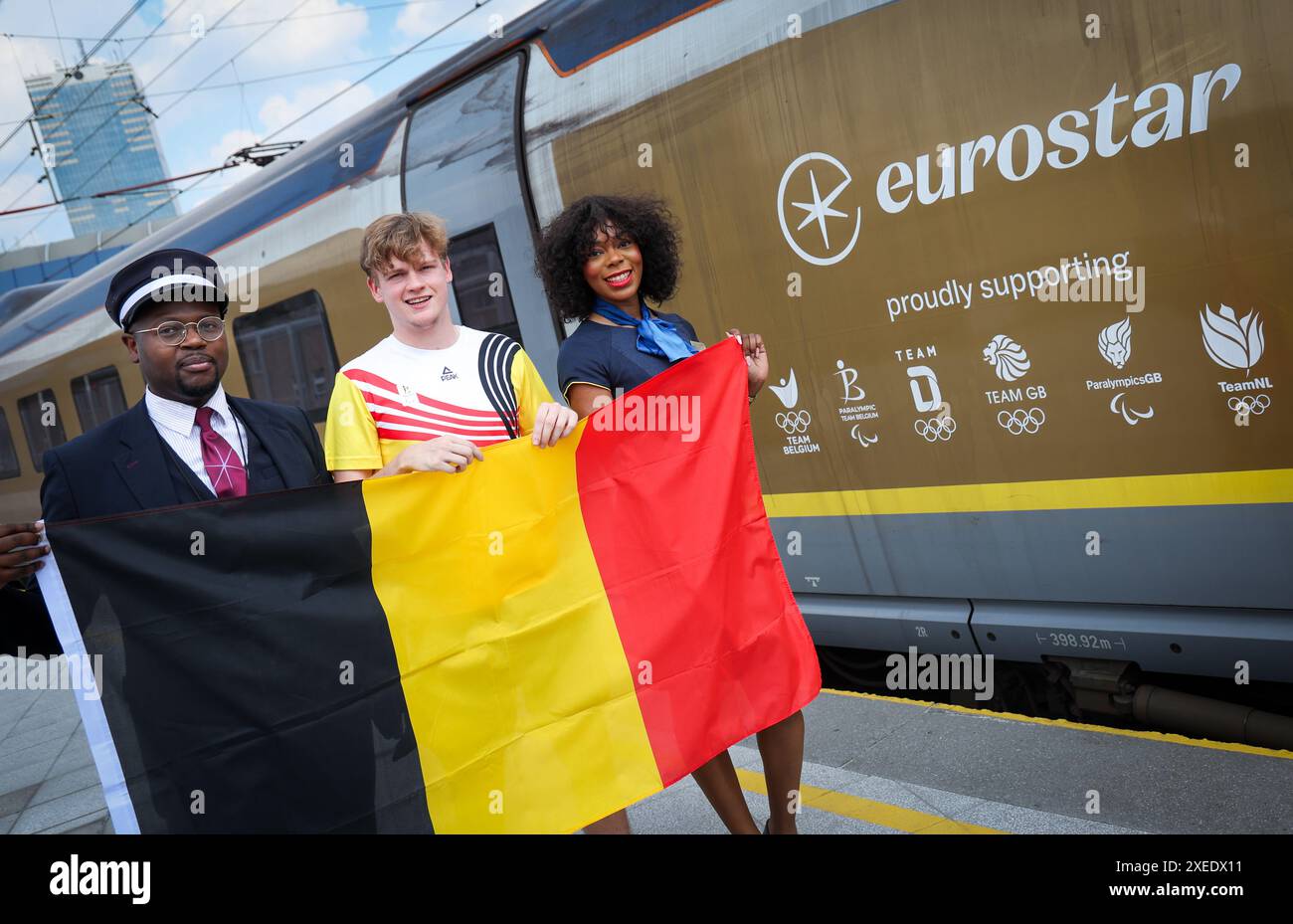 An Eurostar worker, Paralympic table tennis player Laurens Devos and an ...