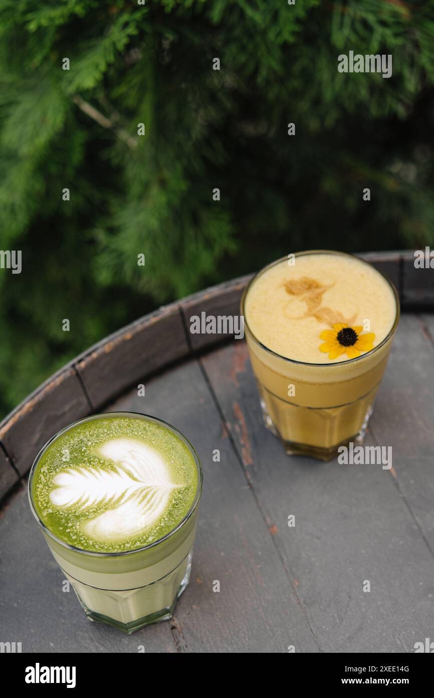 Green latte matcha yellow hi-res stock photography and images - Alamy
