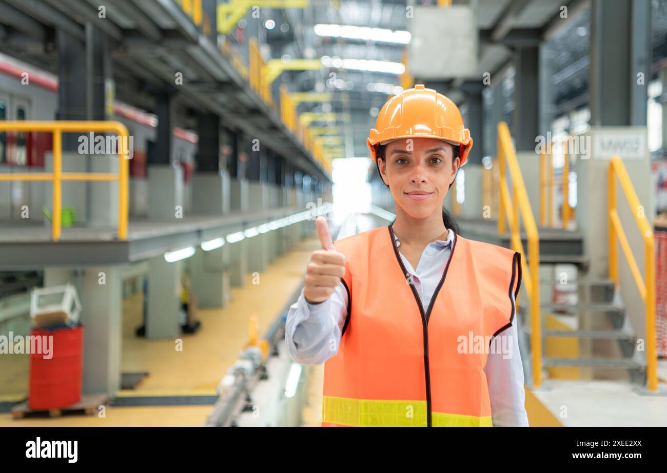 Portrait engineer young female hi-res stock photography and images - Alamy