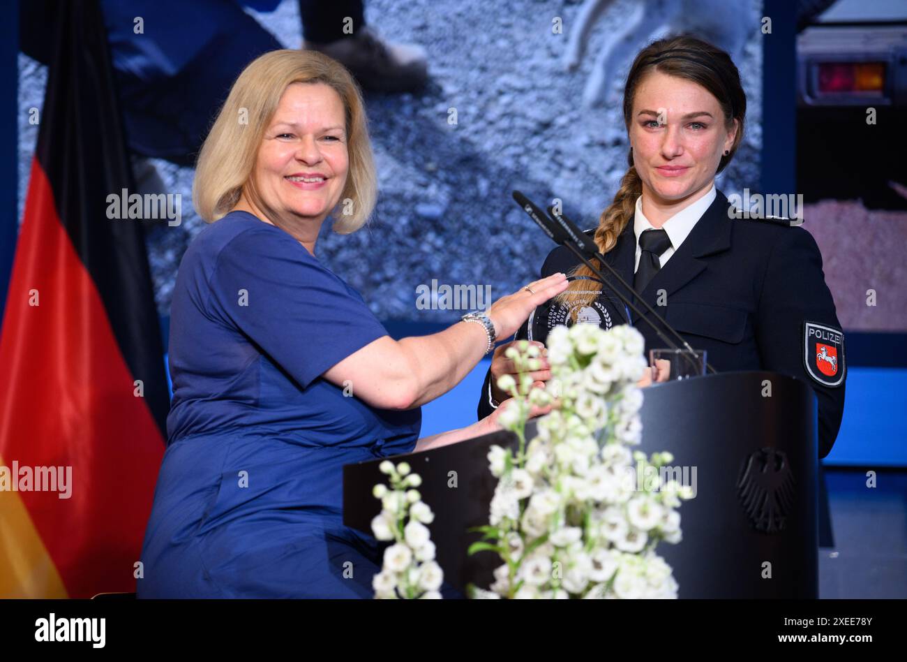 Lysanne hi-res stock photography and images - Alamy