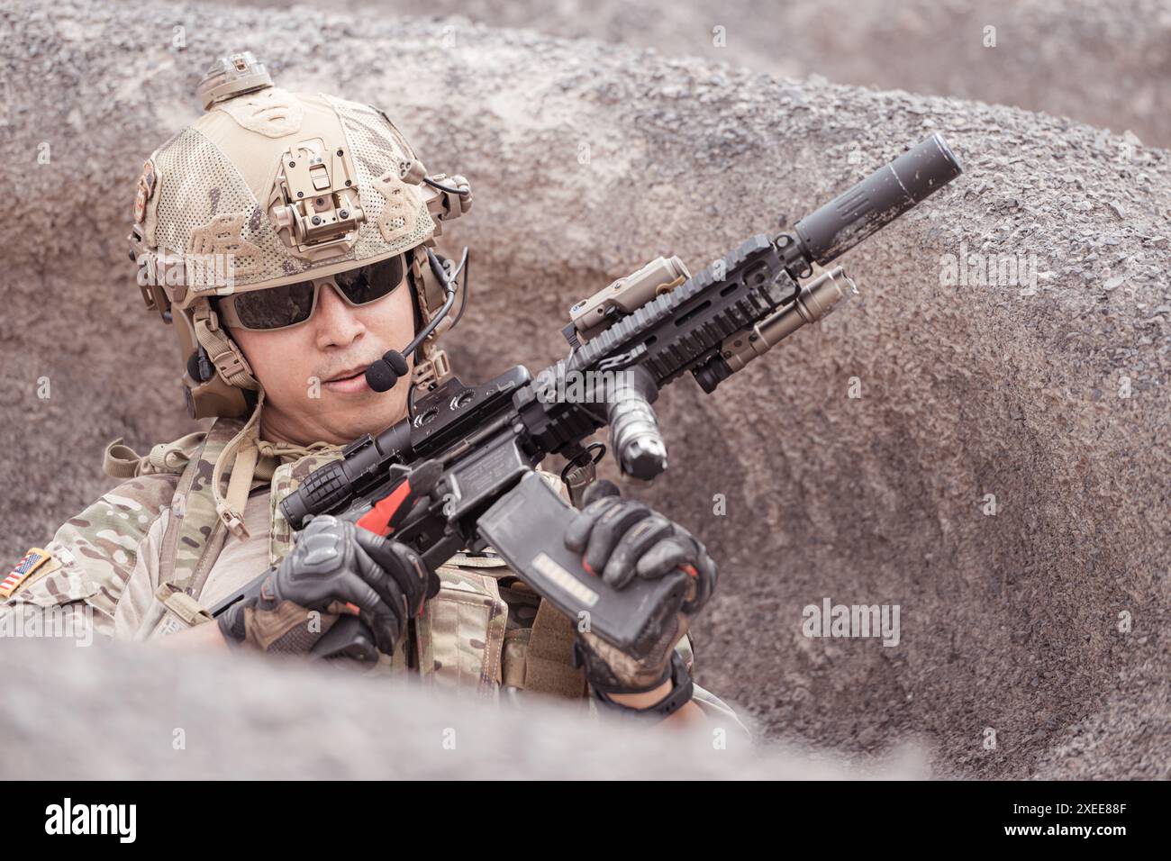 A Taliban soldier stands with a machine gun, Surrender to the allied ...