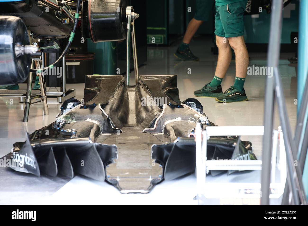 Aston Martin F1 Team AMR23, mechanical detail floor bodywork ...