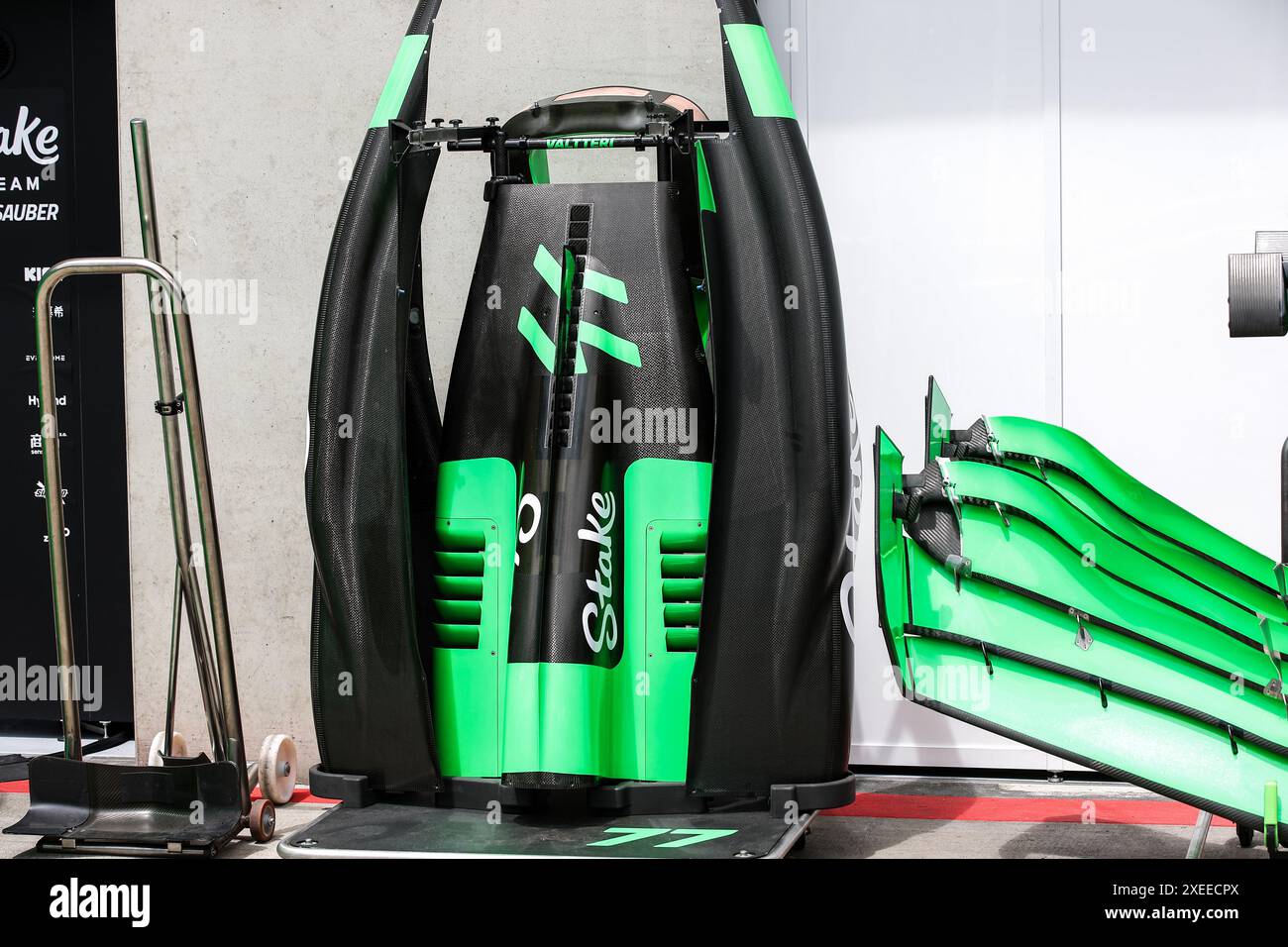 Stake F1 Team Kick Sauber C44, mechanical detail engine cover bodywork ...