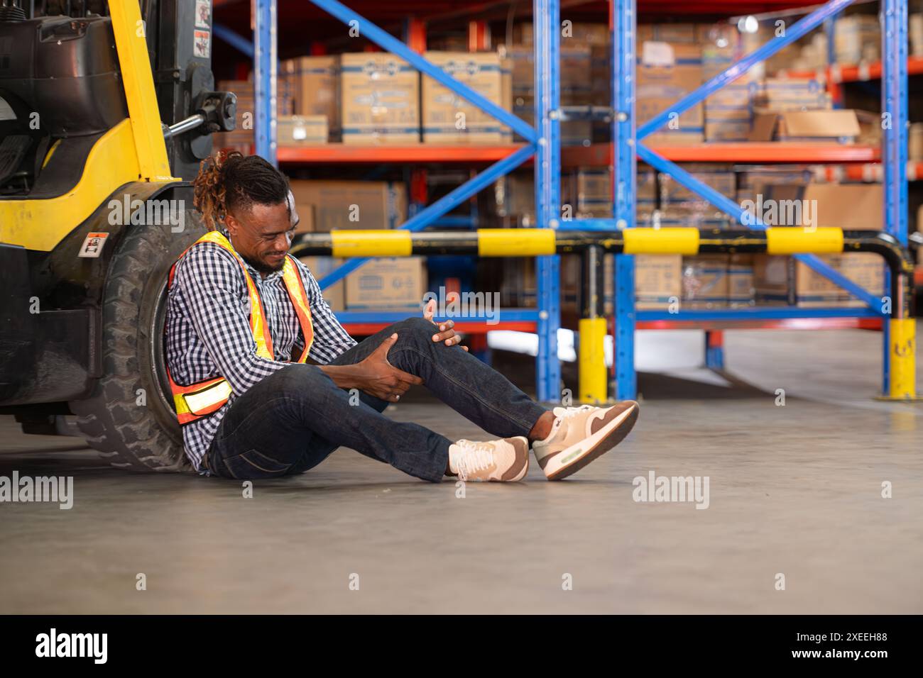 Forklift accident hi-res stock photography and images - Alamy