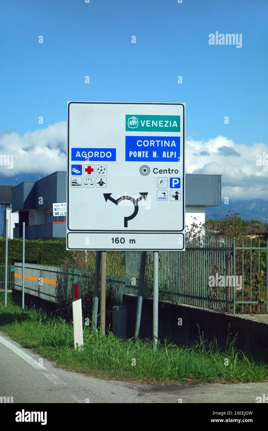 Autobahn richtung venedig hi-res stock photography and images - Alamy