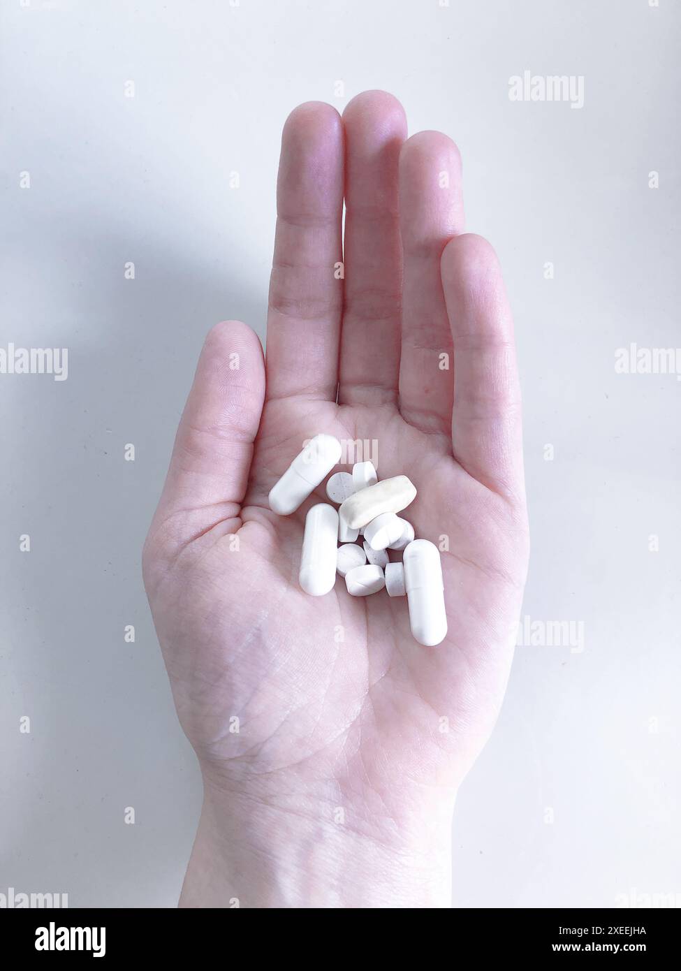 Hand with Drugs Stock Photo - Alamy