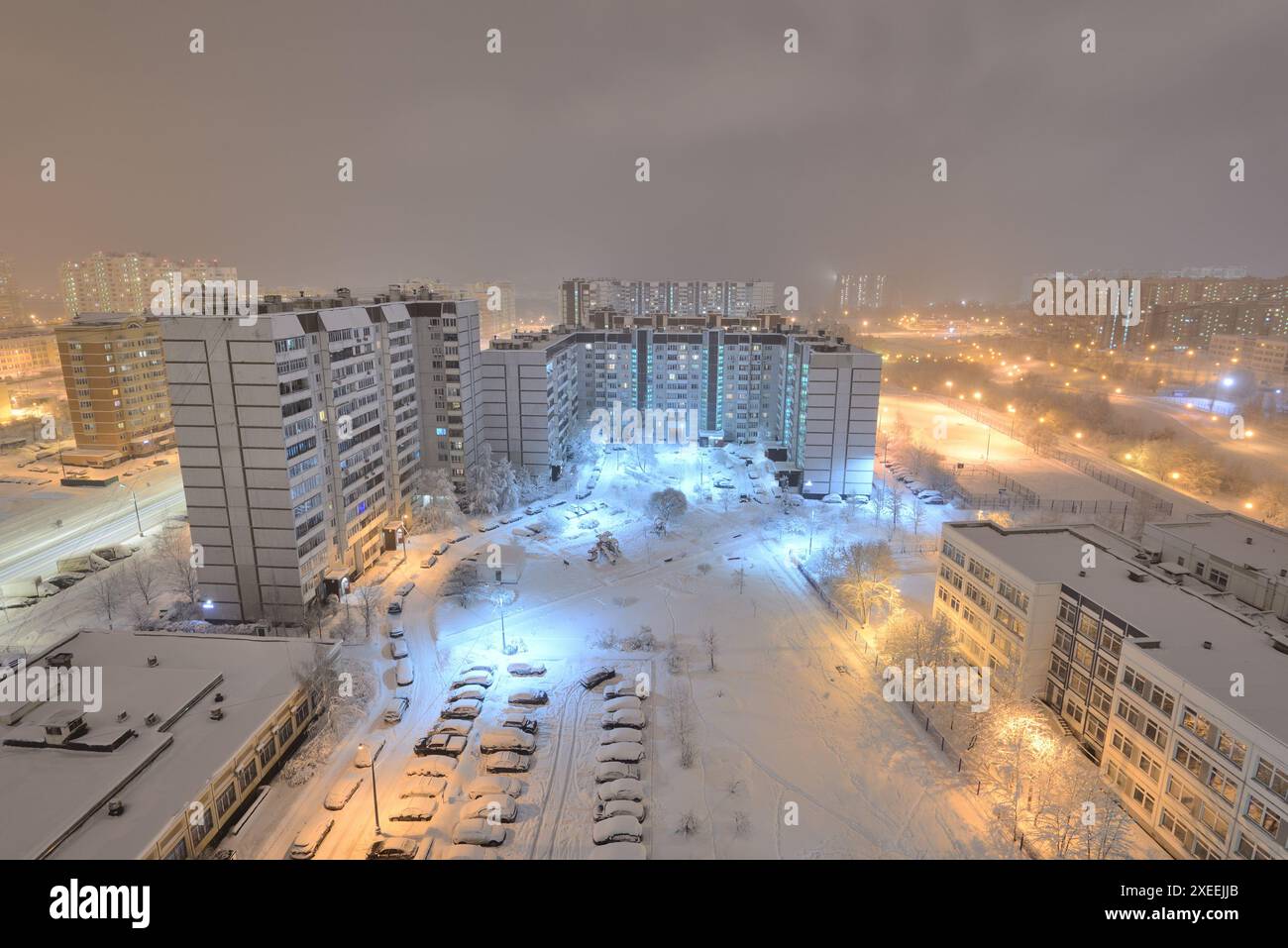 Night city after snowfall in Moscow, Russia Stock Photo - Alamy