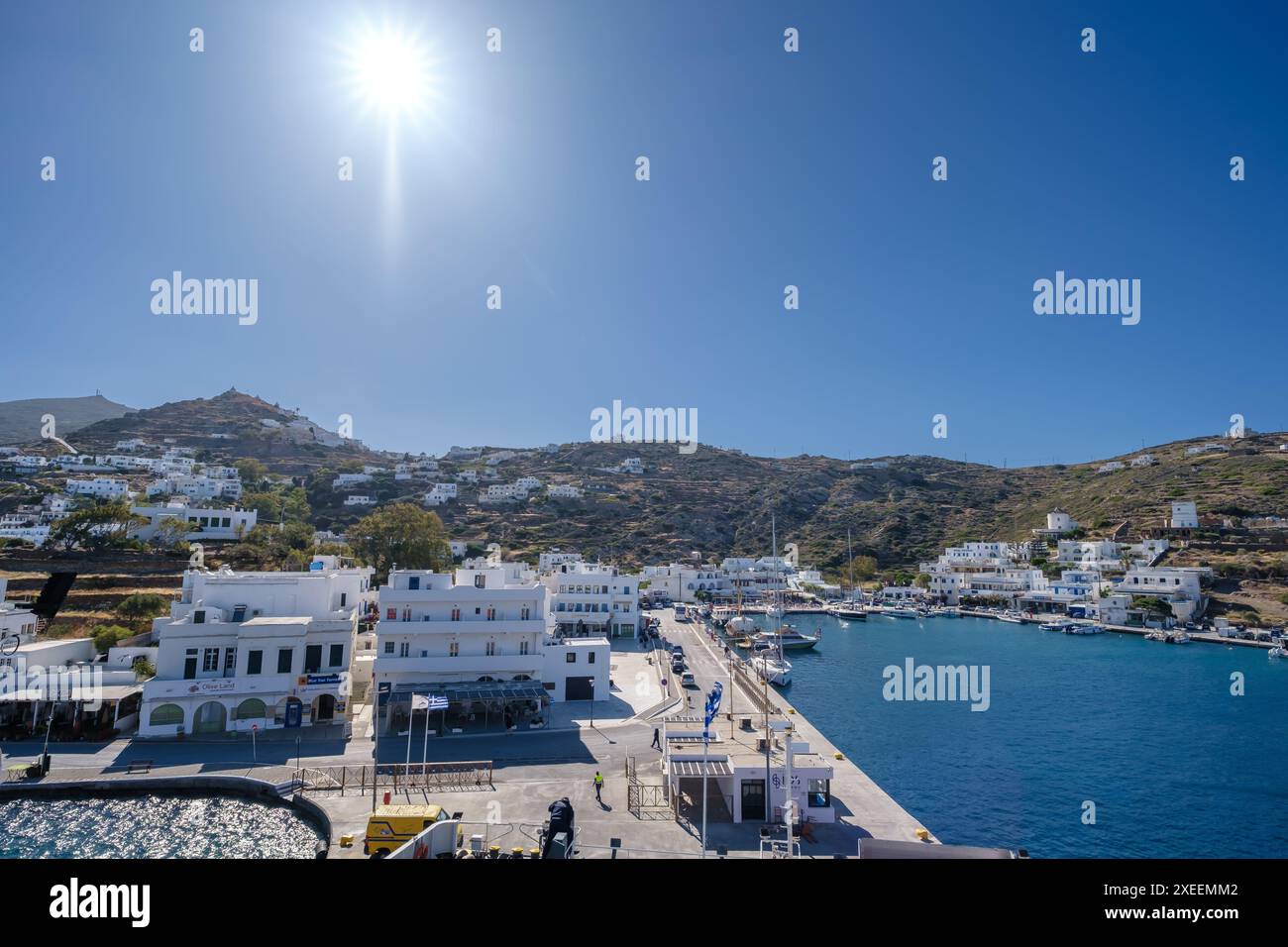 Ios greece party hi-res stock photography and images - Alamy