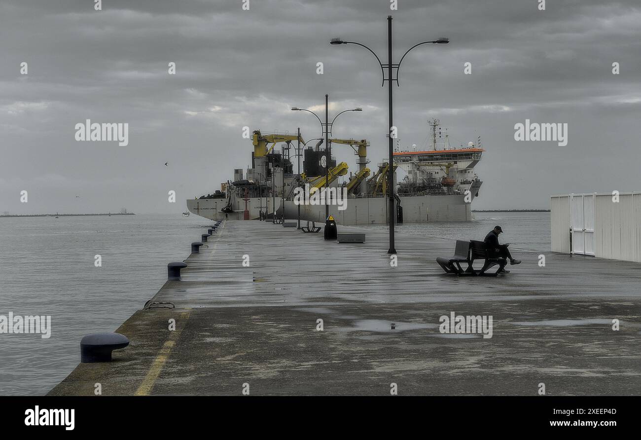 Ships and beach in Marina Romea (Ravenna Stock Photo - Alamy