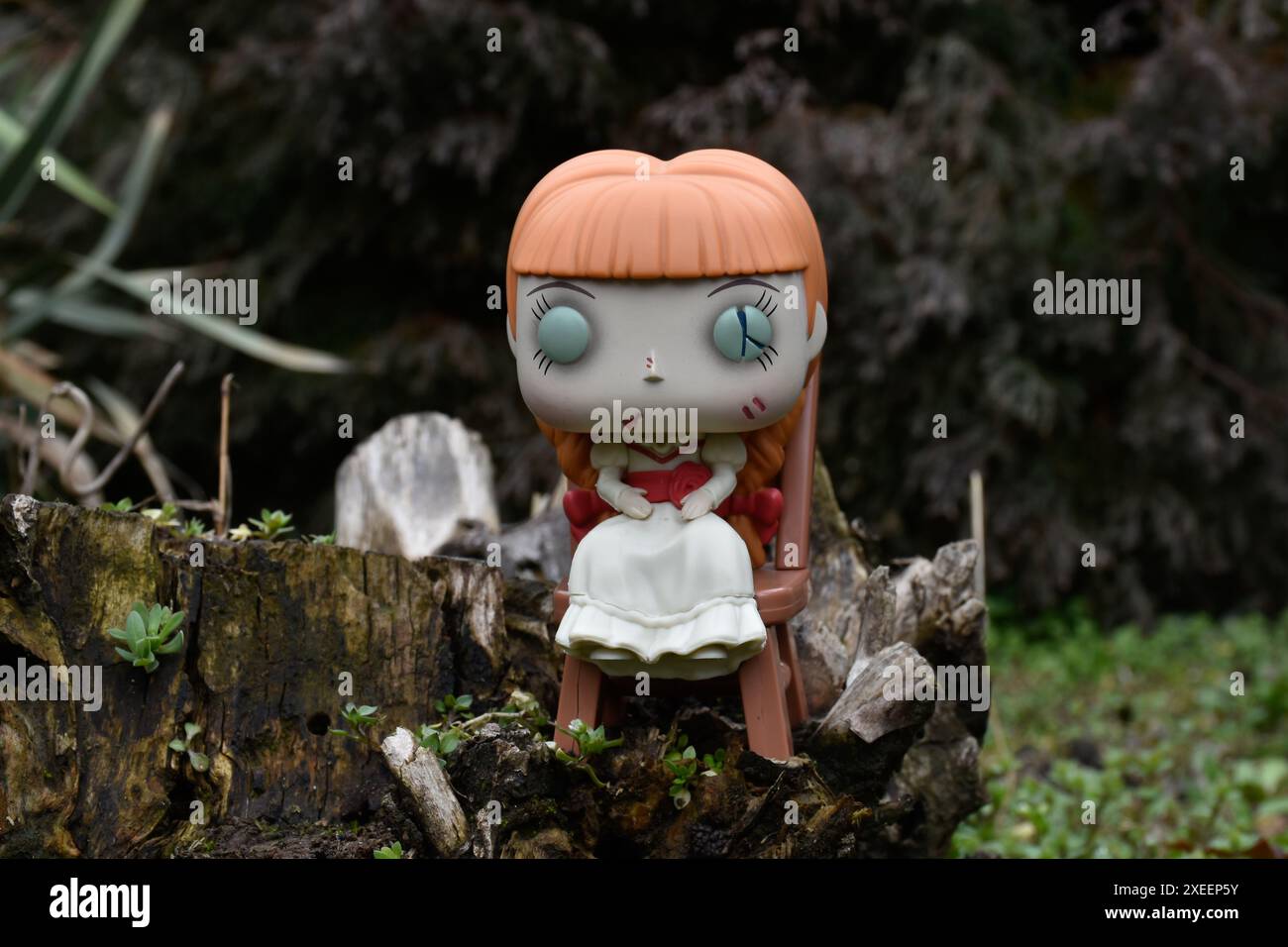 Funko Pop action figure of haunted vintage doll Annabelle from The ...