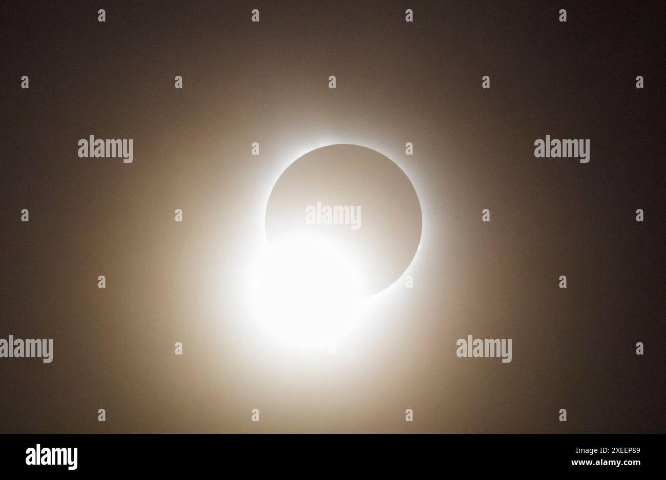 Image of the solar eclipse 2024 hi-res stock photography and images - Alamy