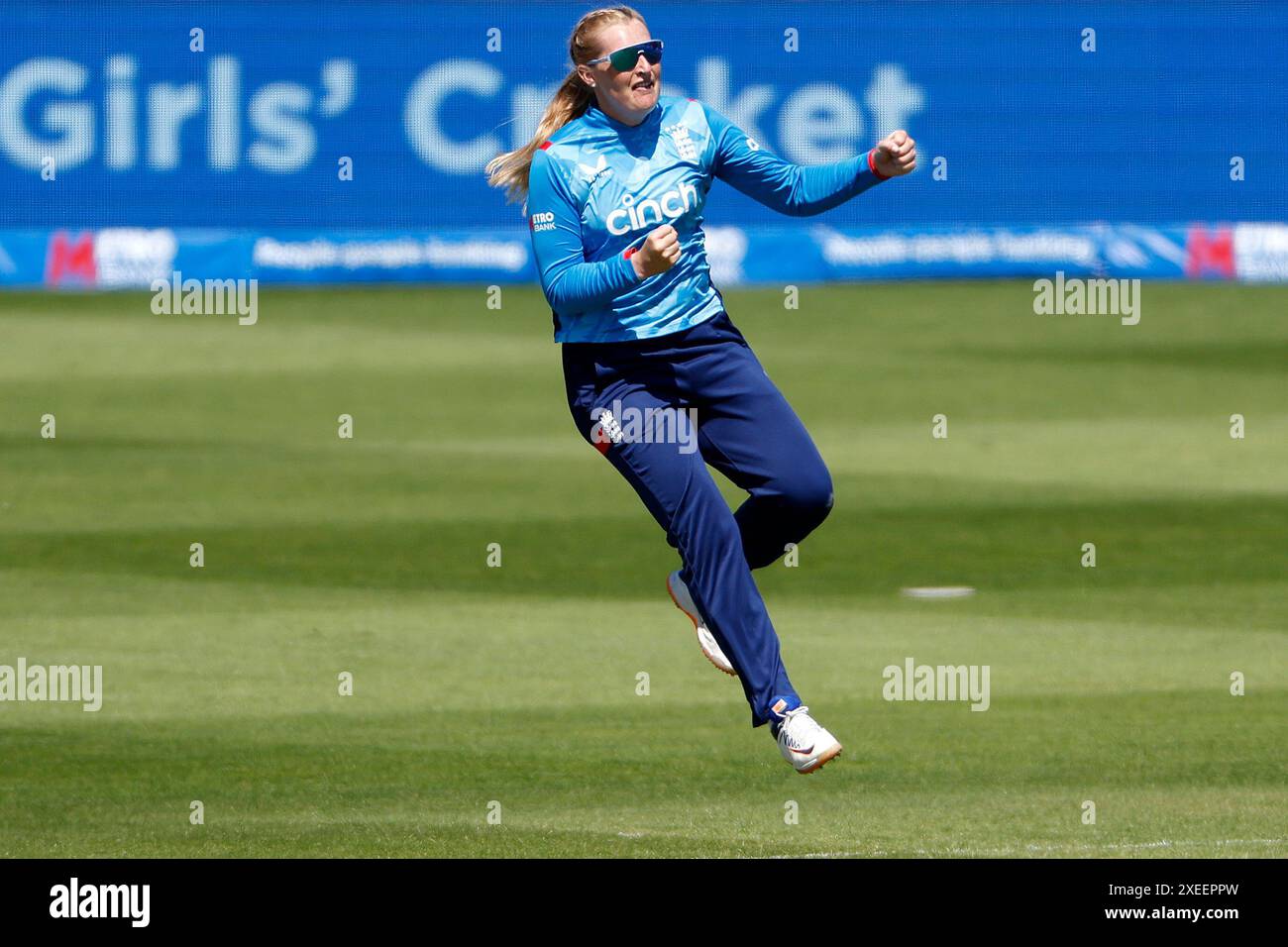 Sophie devine new zealand hi-res stock photography and images - Alamy