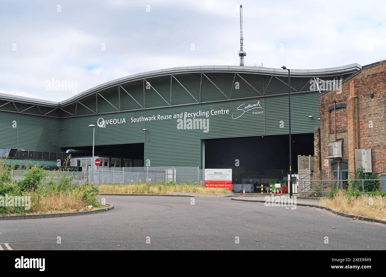 Southwark recycling centre hi-res stock photography and images - Alamy