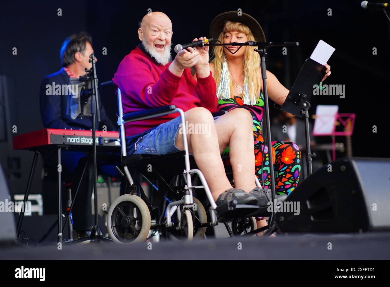 Sir Michael Eavis on the Park Stage at the Glastonbury Festival at ...