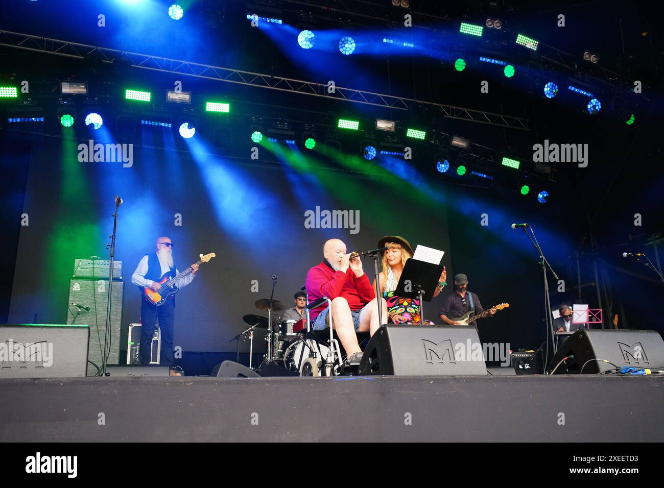 Sir Michael Eavis on the Park Stage at the Glastonbury Festival at ...