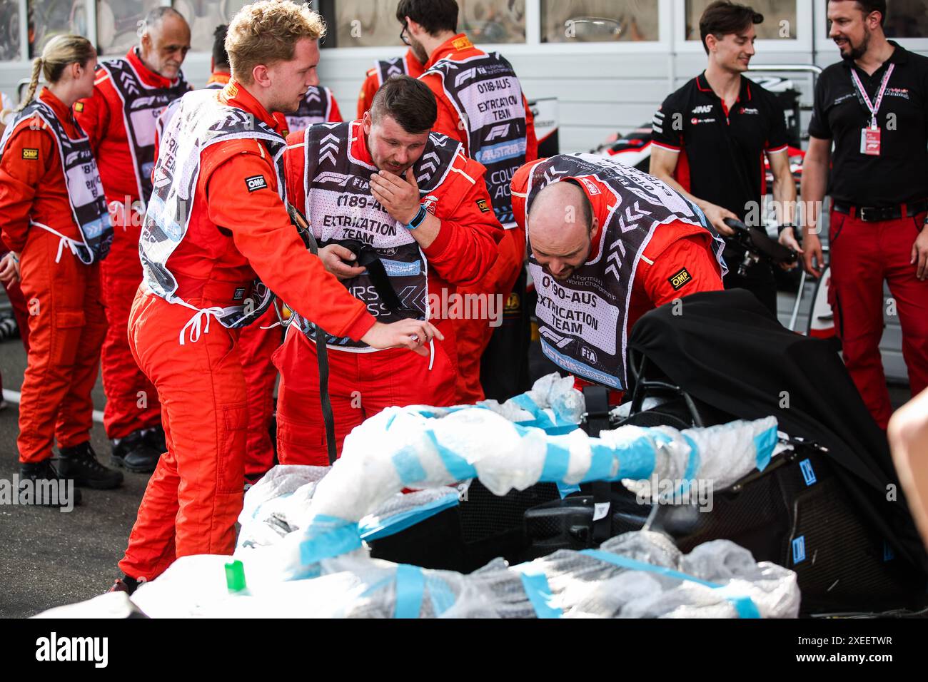 Marshall, commissaire de piste, marshal, marshalls, marshals Etrication ...