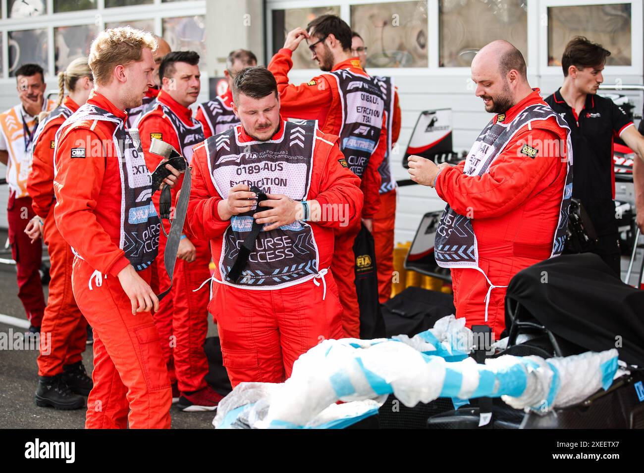 Marshall, commissaire de piste, marshal, marshalls, marshals Etrication ...