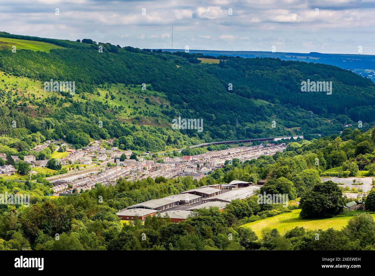 Cwm valleys hi-res stock photography and images - Alamy