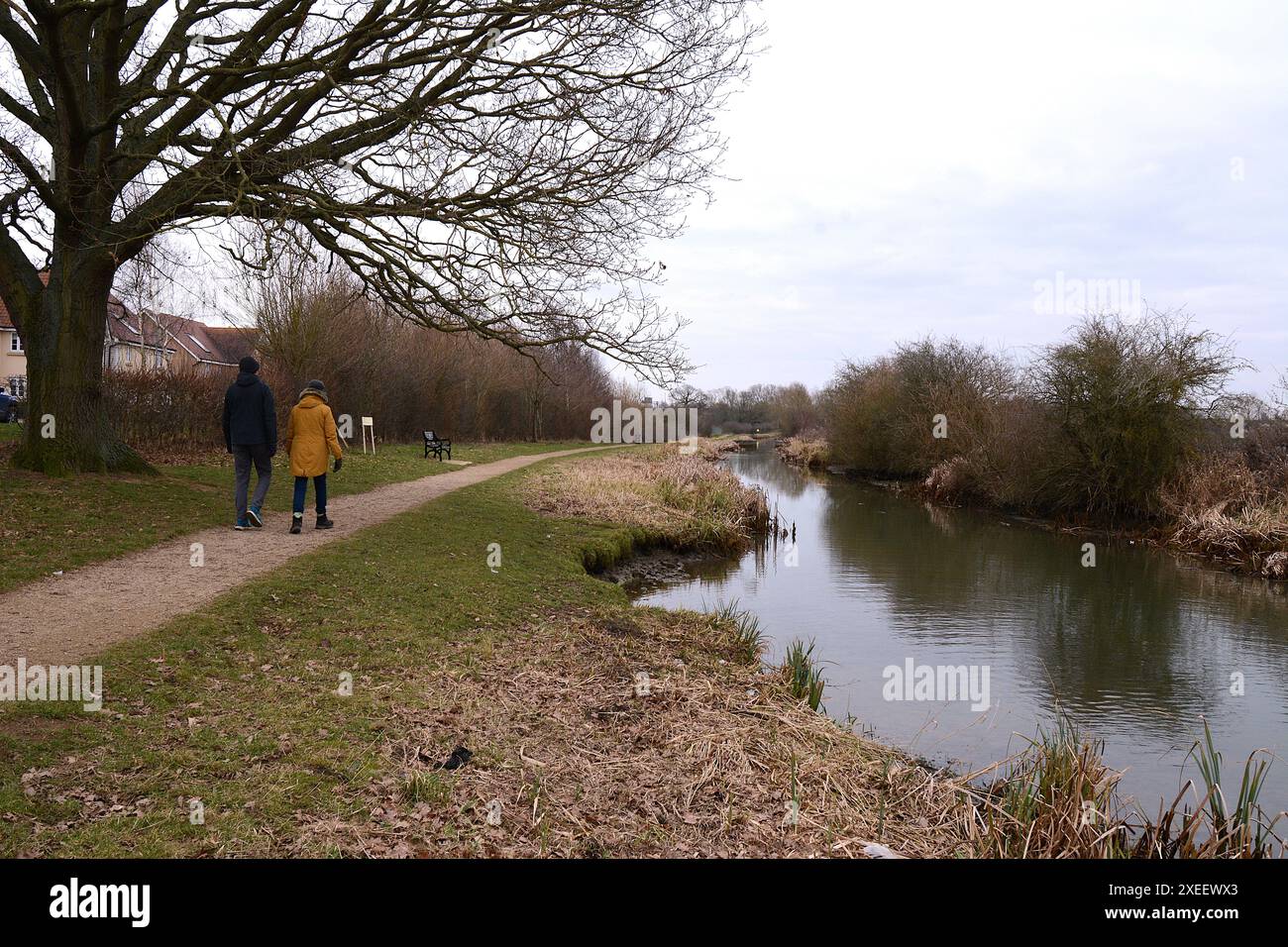 East Hunsbury Northampton Northamptonshire lock lock gates path walk ...