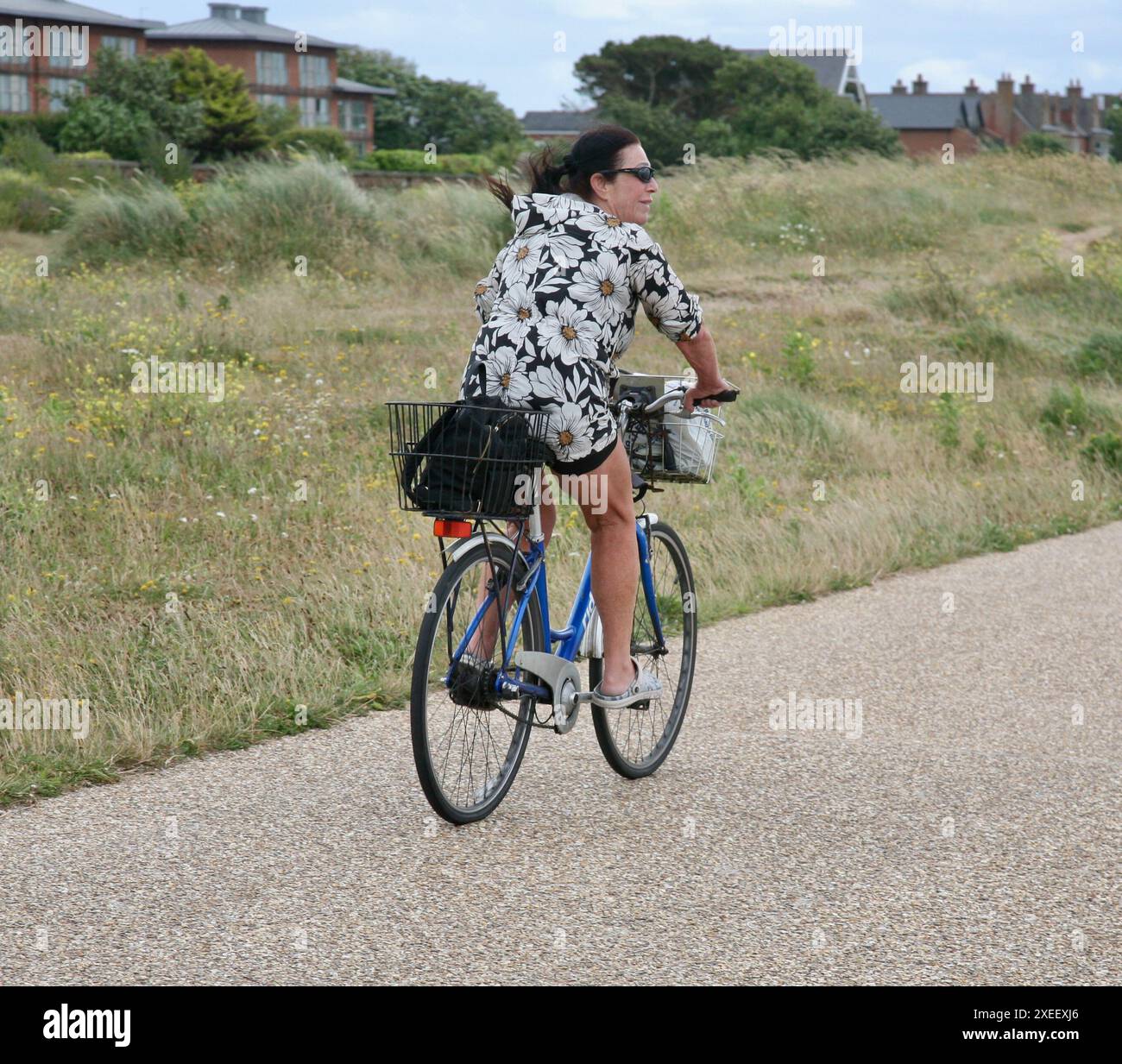 Lady bicyclist hi-res stock photography and images - Alamy