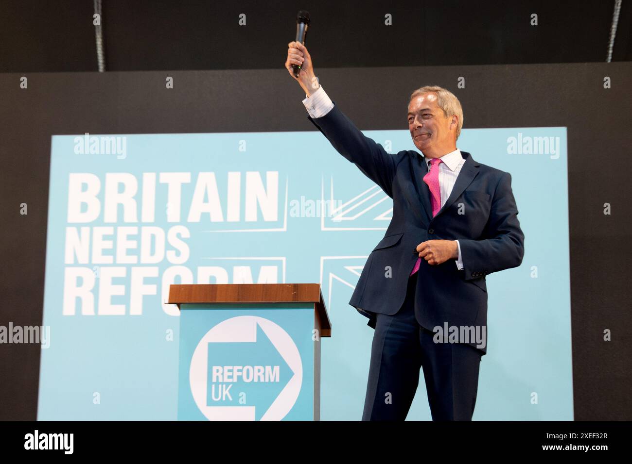 Nigel farage houghton le spring hi-res stock photography and images - Alamy