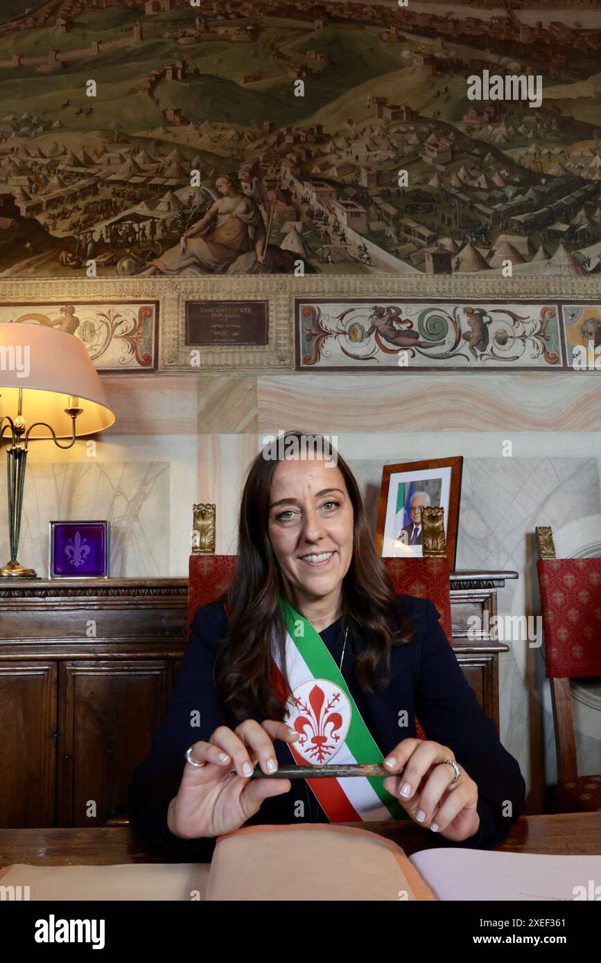 Florence - Florence - Handover and tricolor band, in the Clemente Sesto ...