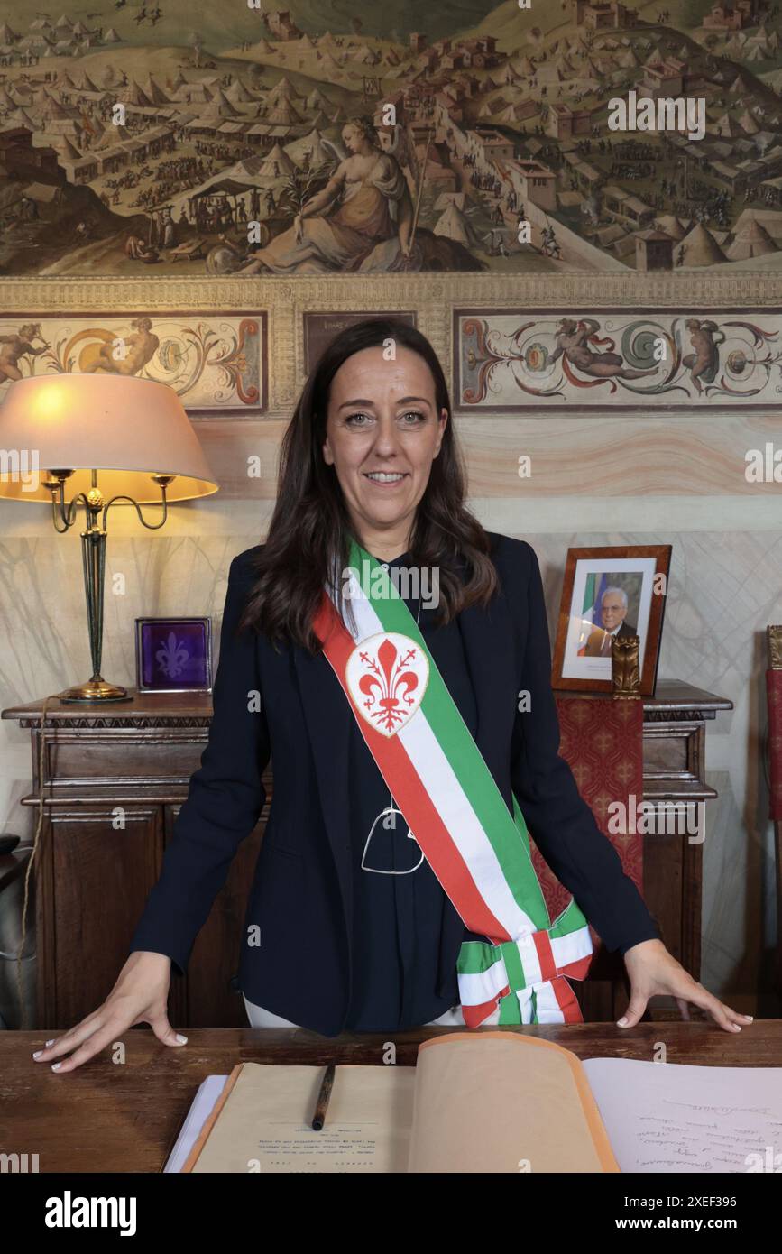 Florence - Florence - Handover and tricolor band, in the Clemente Sesto ...