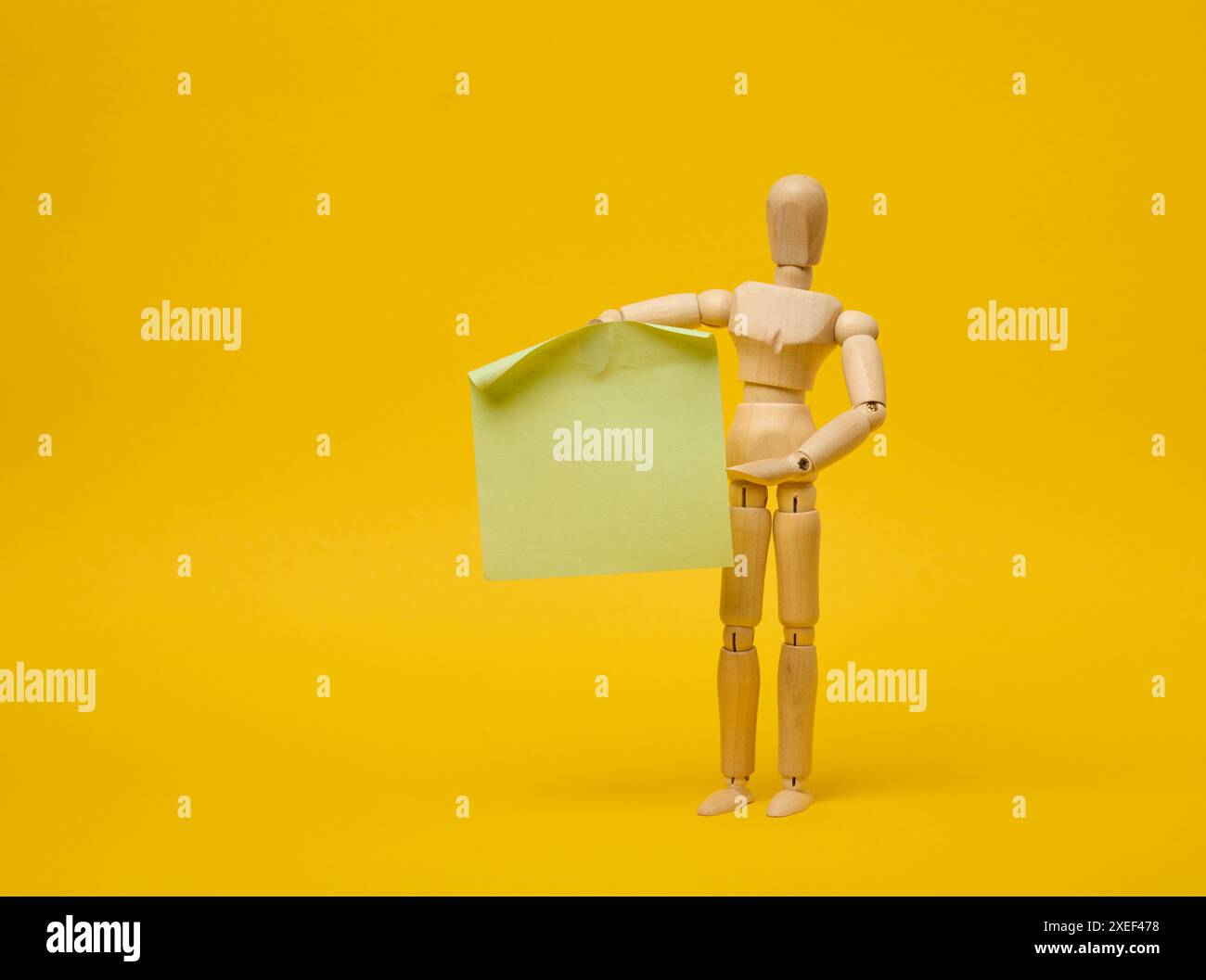 Paper doll sheet hi-res stock photography and images - Alamy