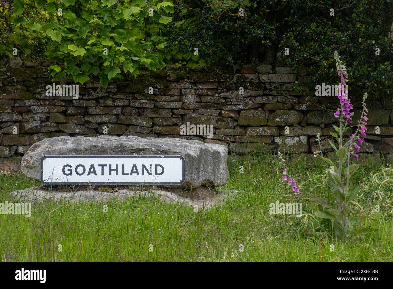 Goathland village sign hi-res stock photography and images - Alamy