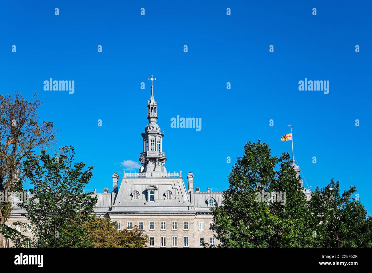 French ancient architecture hi-res stock photography and images - Alamy