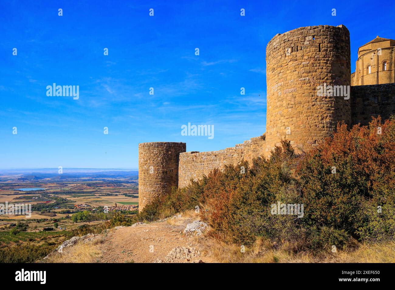 Spanish medieval architecture hi-res stock photography and images - Alamy