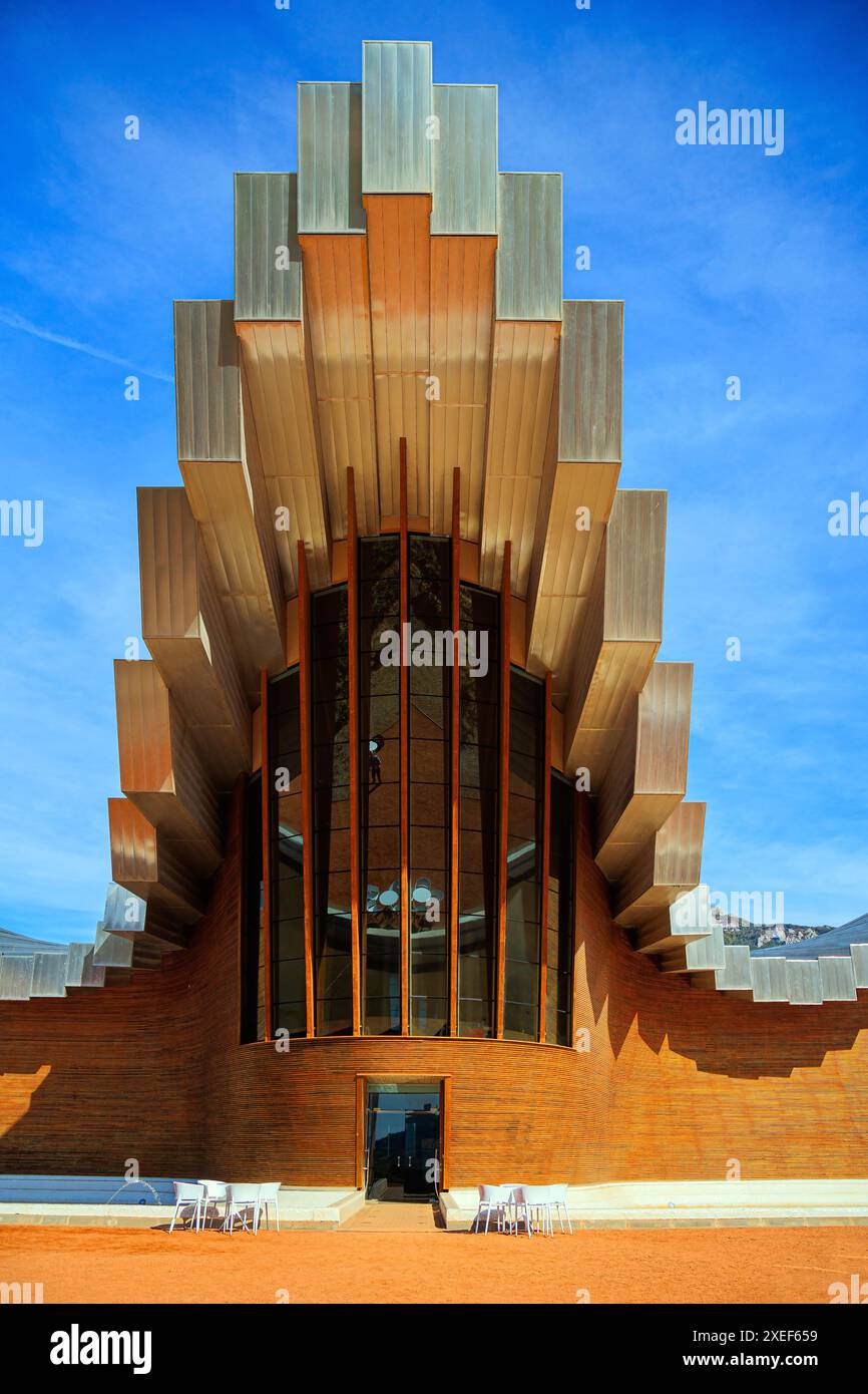 Impressive construction hi-res stock photography and images - Alamy