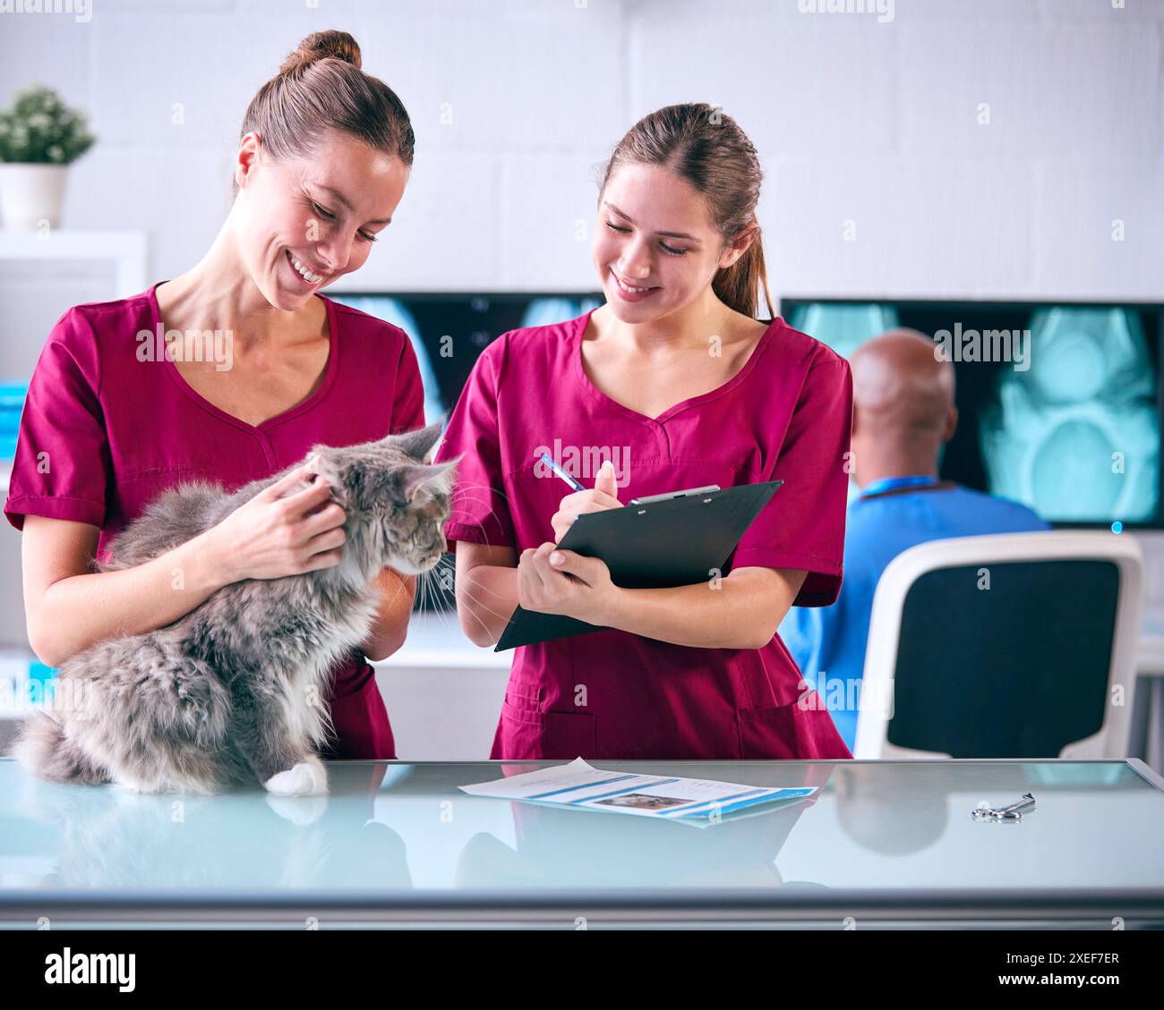 Teen nurse hi-res stock photography and images - Alamy