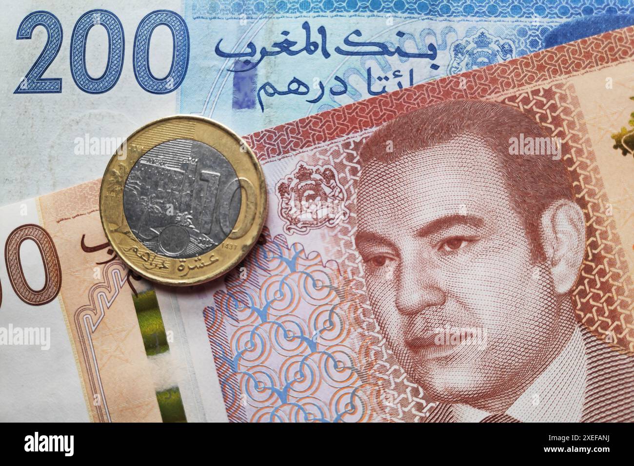 100 dirham hi-res stock photography and images - Alamy