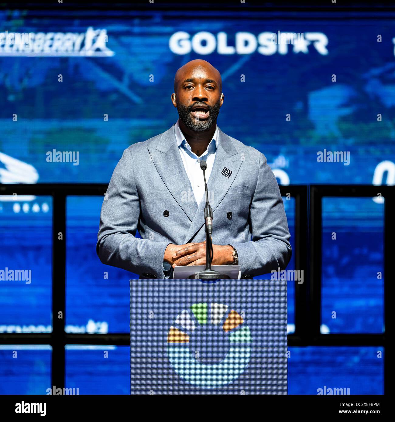 Kingdom arena in riyadh hi-res stock photography and images - Alamy