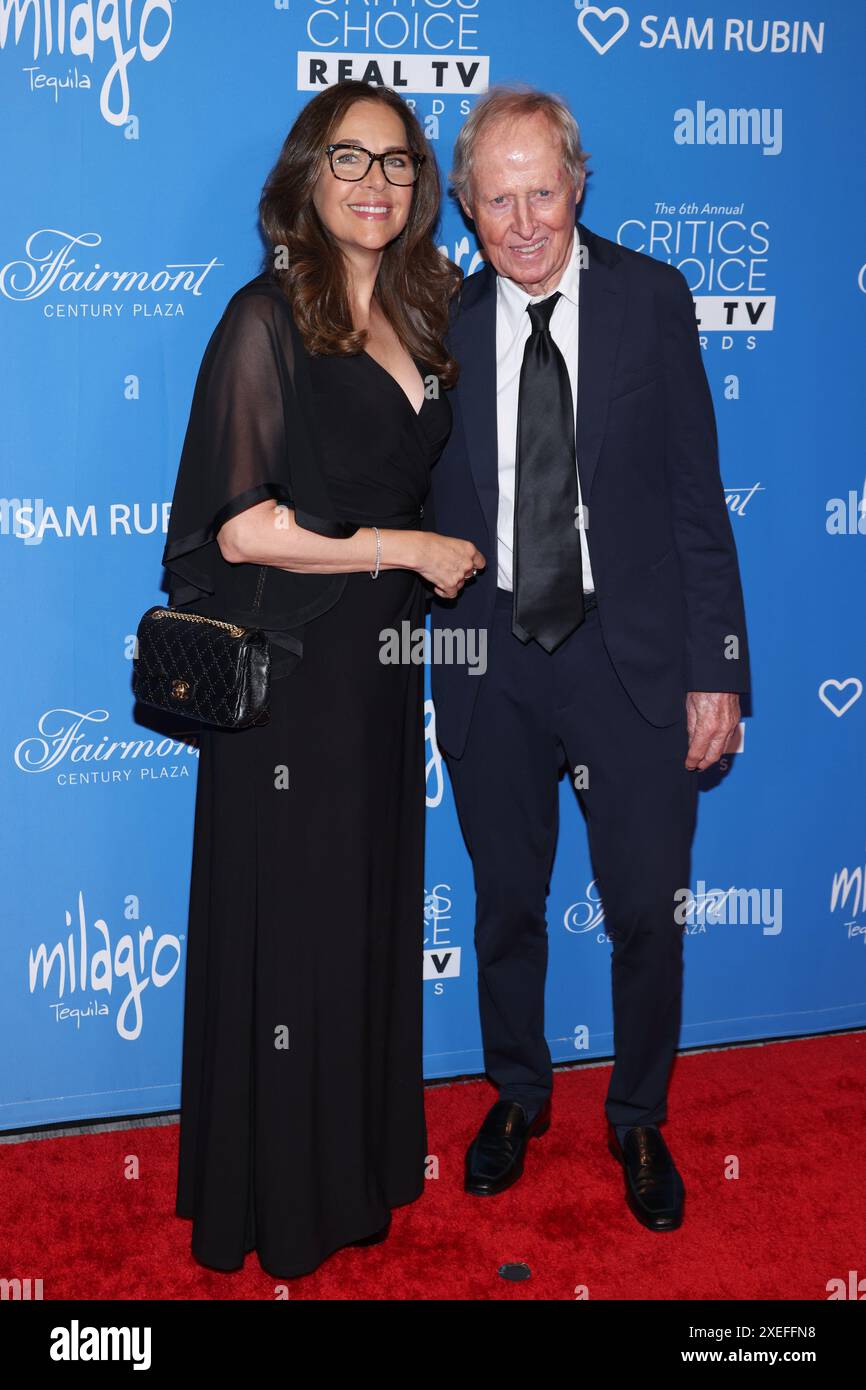 Elise Doganieri and Bertram van Munster attend the 2024 Critics Choice ...