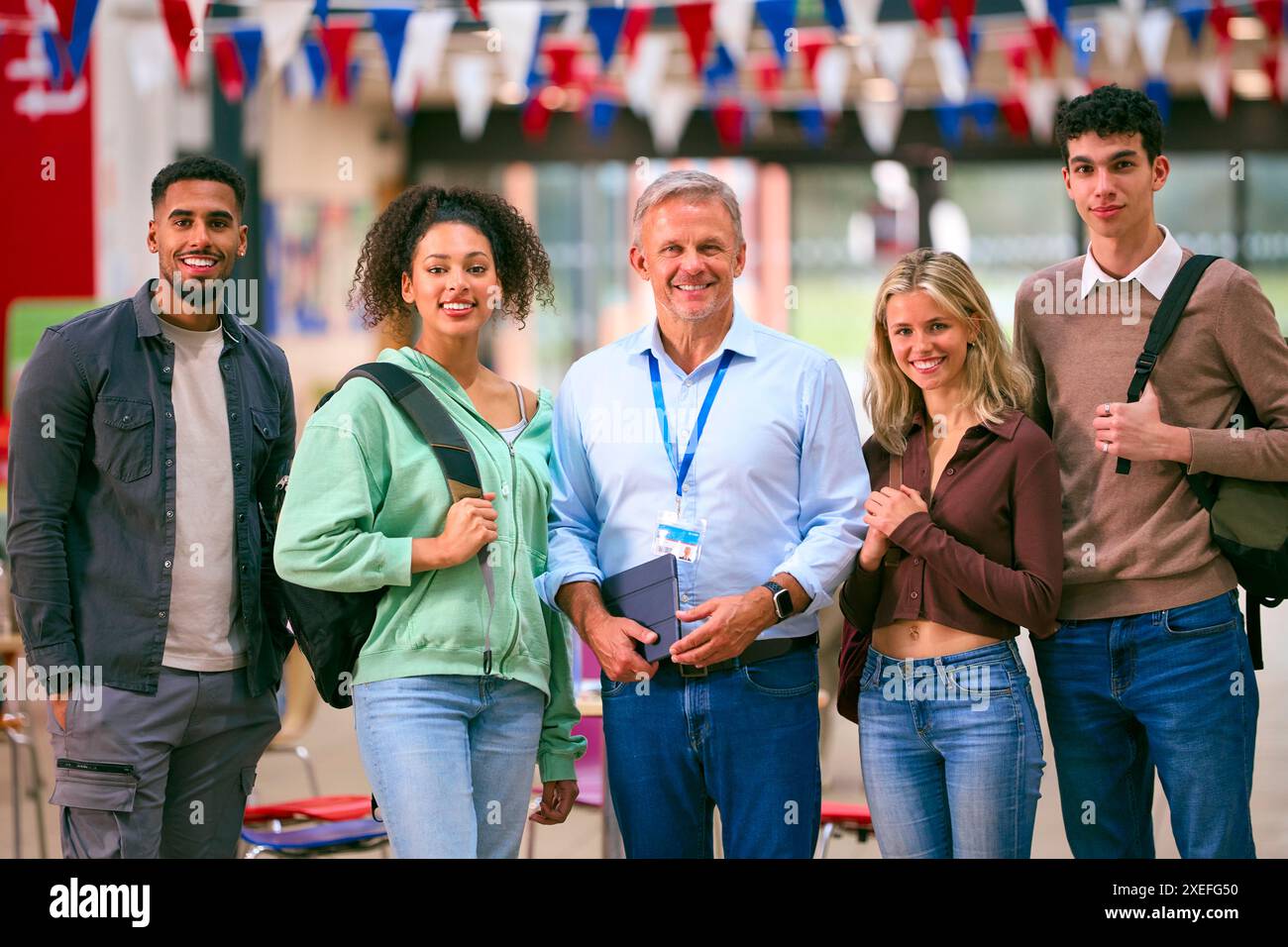 Group university students in hi-res stock photography and images - Alamy