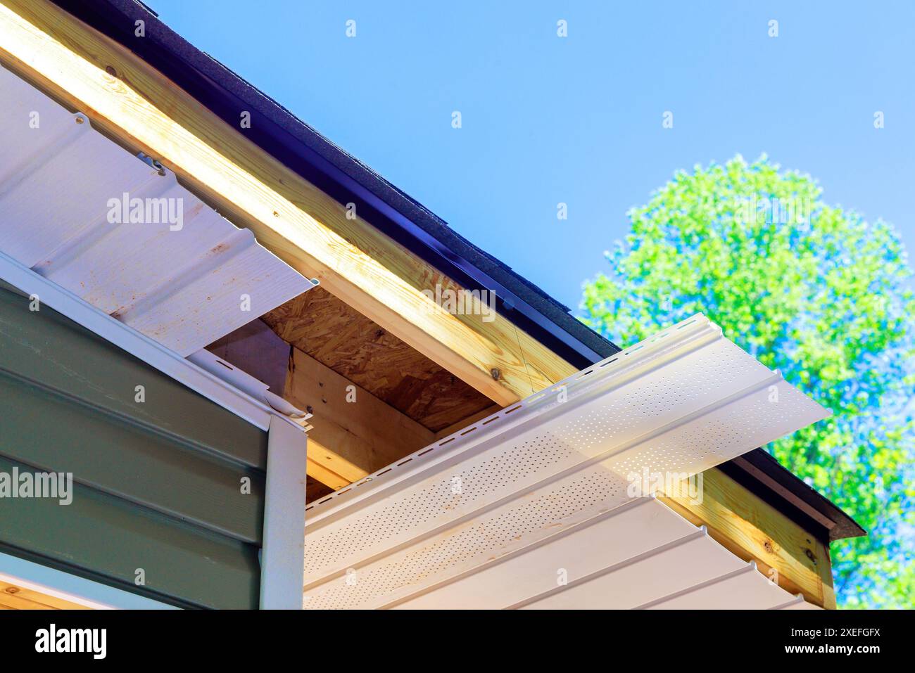 Vinyl soffit benefits hi-res stock photography and images - Alamy
