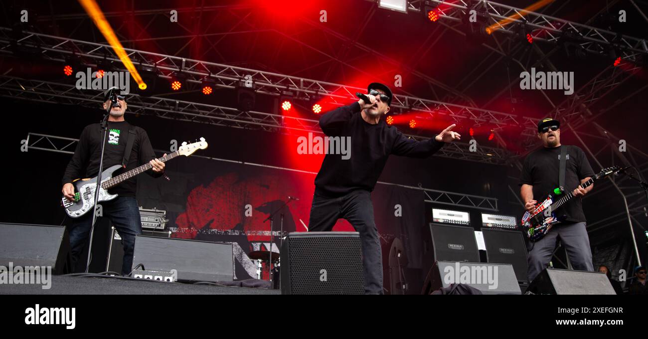 Pennywise punk band hi-res stock photography and images - Alamy