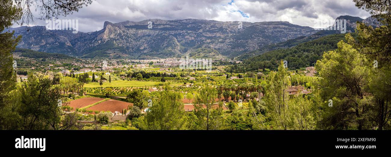 Sierra de alfàbia mountains majorca hi-res stock photography and images ...
