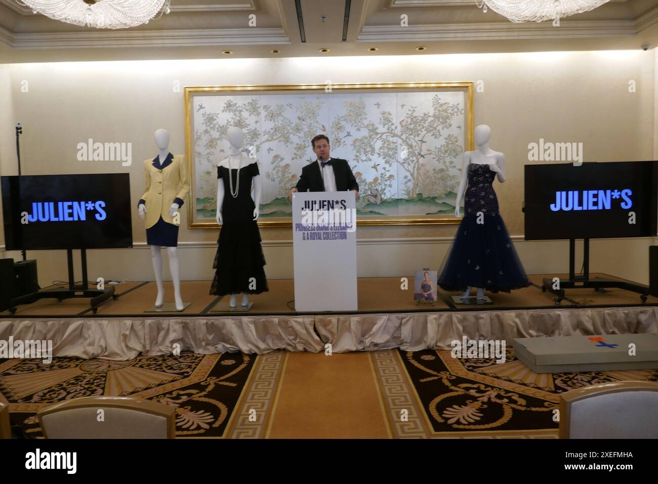 Beverly Hills, California, USA 27th June 2024 Princess Diana 1989 Hong ...