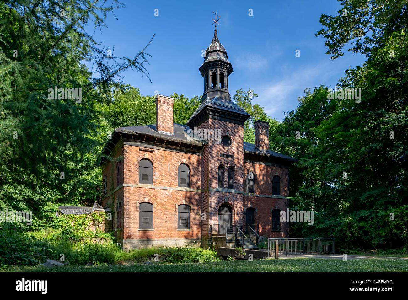 Cold Spring, NY, USA - 06-25-2024: Old brick office building within the ...