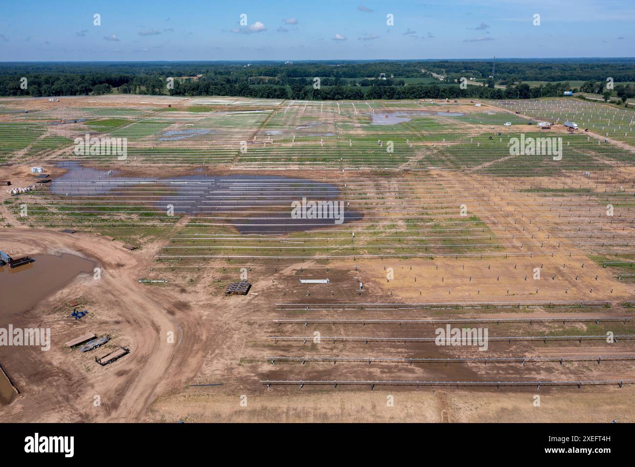 Albion, Michigan - Construction of a solar farm by AES Corporation ...