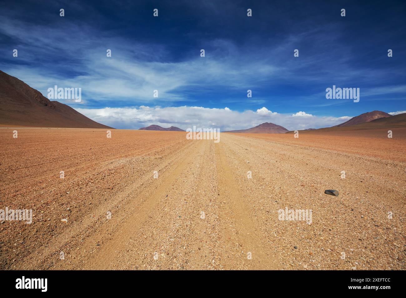 Bolivia mountain path hi-res stock photography and images - Alamy