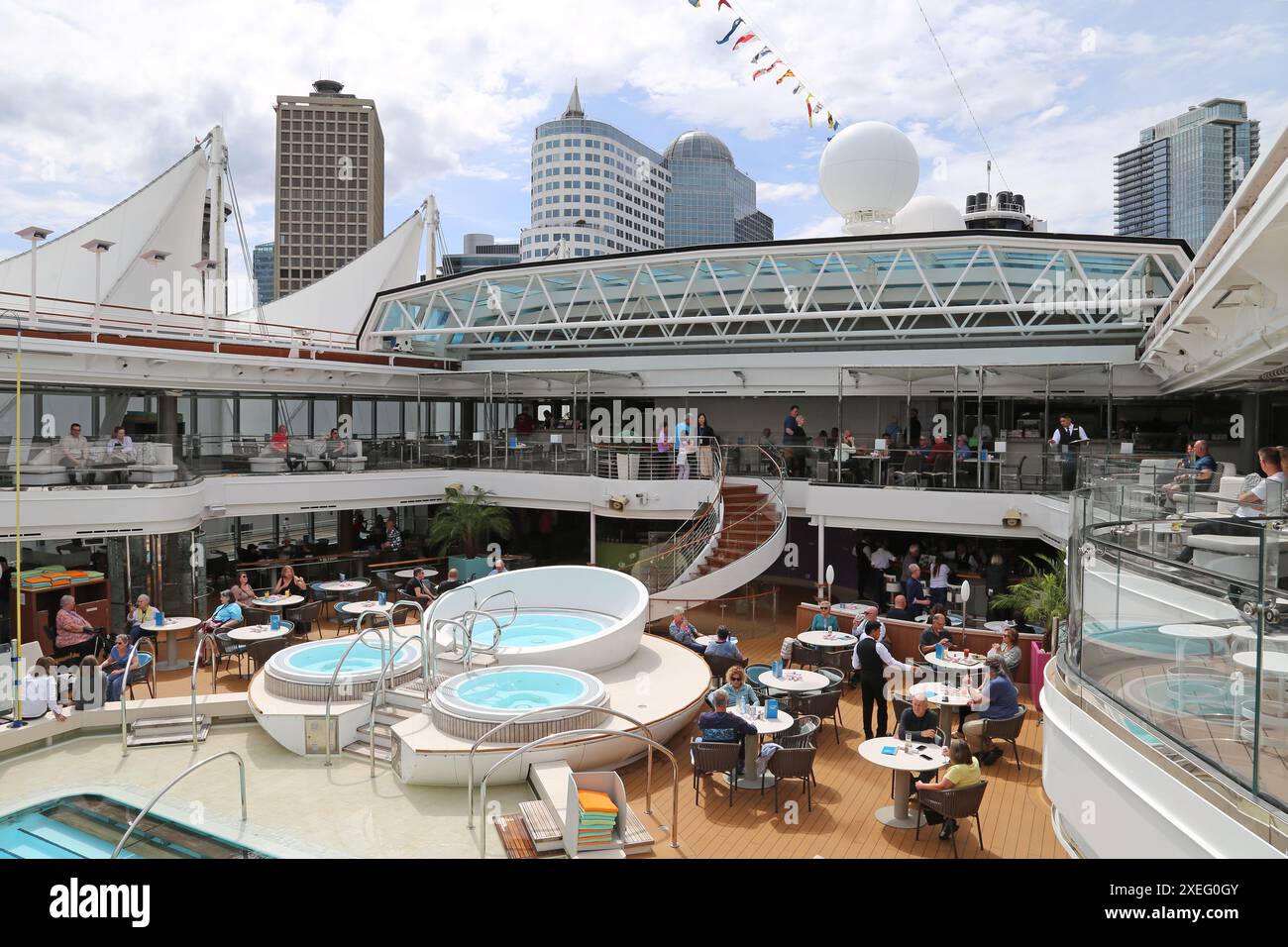 Holland America Koningsdam, Cruise Terminal, Canada Place, Coal Harbour ...